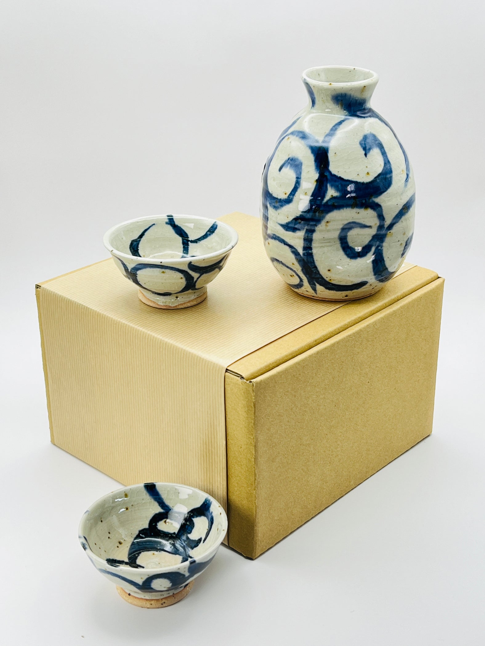 Handcrafted Japanese Sake Set Maru — ORIGIN EAST